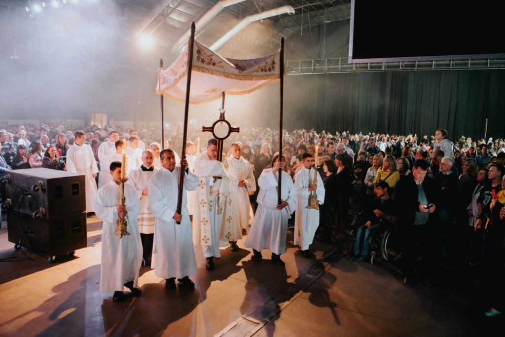 One Flock, One Shepherd / Un Solo Rebaño, Un Solo Pastor | Diocesan